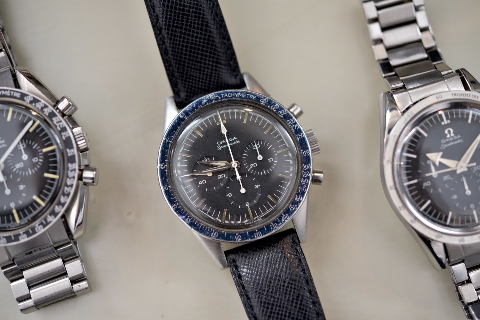 A Guide to the Evolution of the Omega Speedmaster Moonwatch, Reference ...