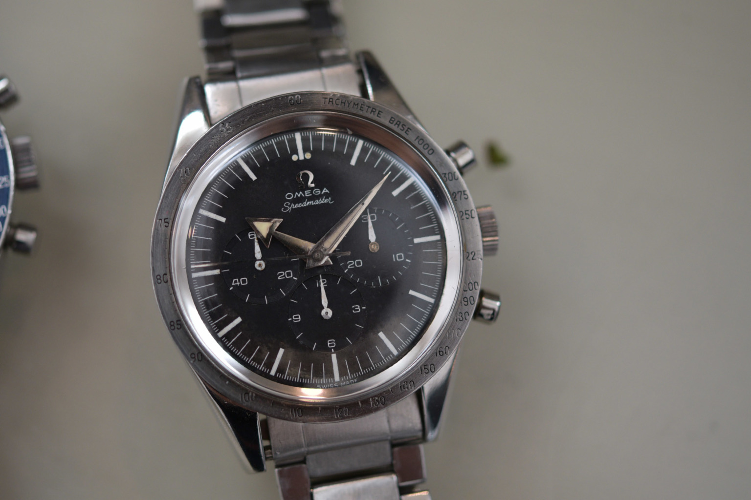 A Guide to the Evolution of the Omega Speedmaster Moonwatch, Reference ...