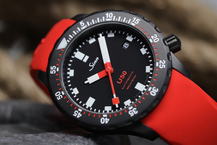 Sinn U50, The Smaller German Submarine Steel Dive Watch (Specs-Price)