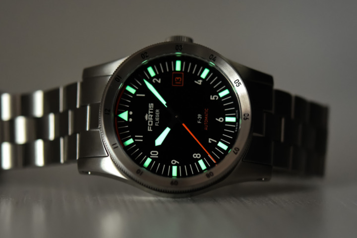 Fortis Flieger F-41 and F-39 Automatic - Hands-On, Price