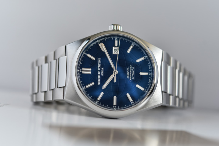 Review - Frédérique Constant Highlife Collection (Specs & Price)