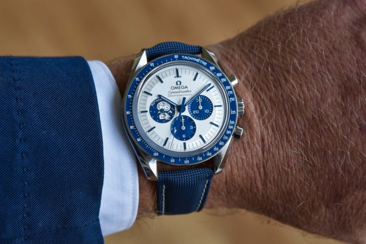 Omega Speedmaster Silver Snoopy Award 50th Anniversary // Review