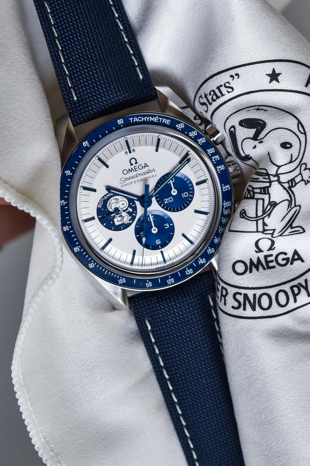 Omega Speedmaster Silver Snoopy Award 50th Anniversary // Review