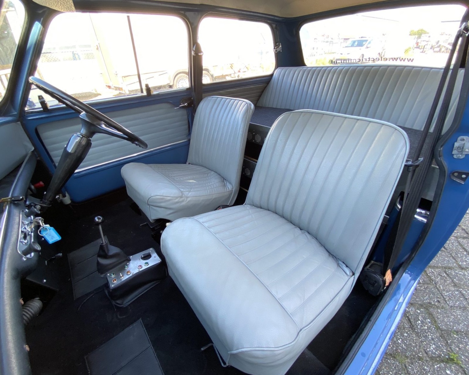 Vintage Meets EV revolution, with an Electrified Classic Mini ...