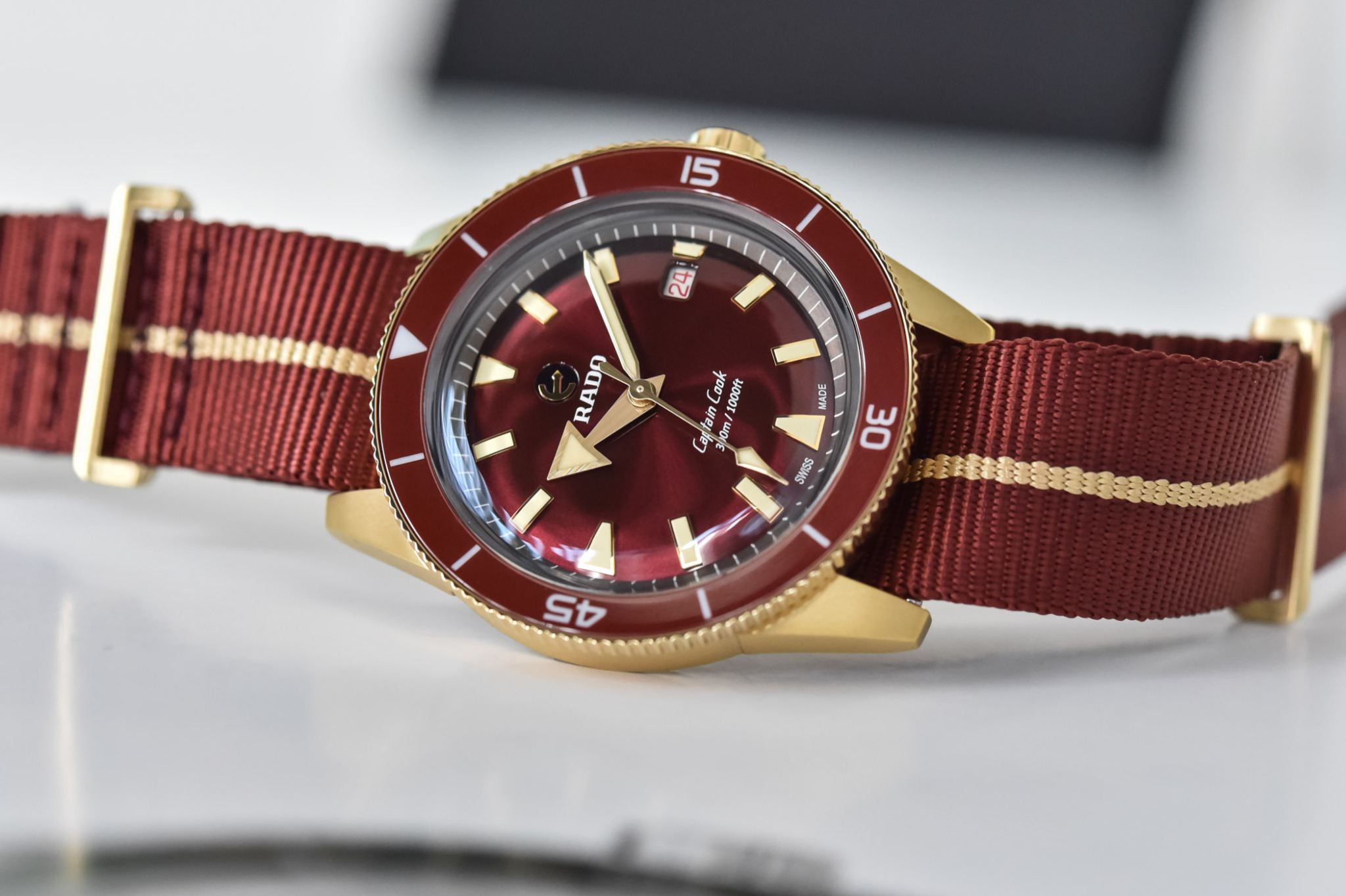 Introducing - Rado Captain Cook Bronze Burgundy (Hands-on, Price)