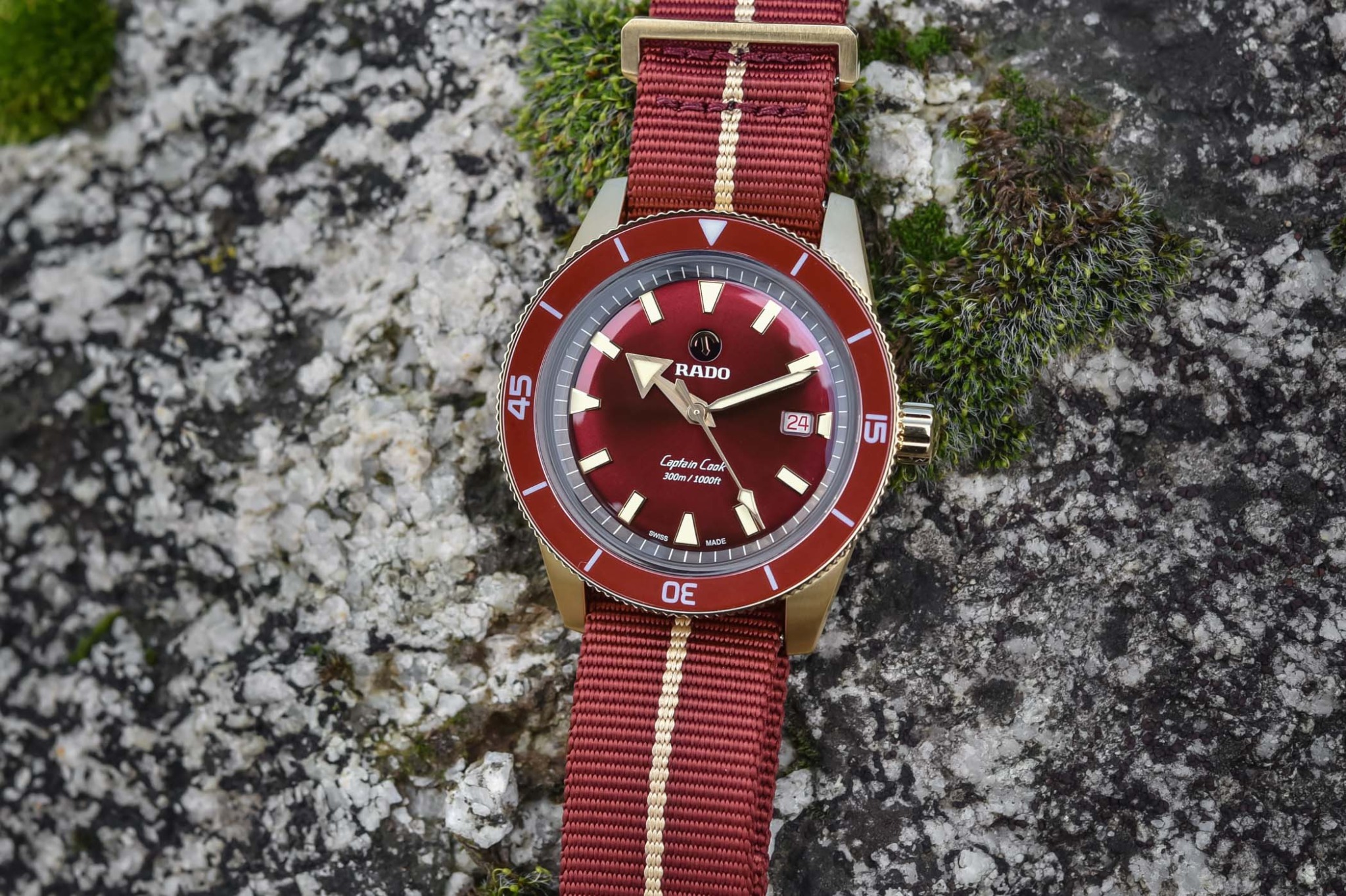 Introducing - Rado Captain Cook Bronze Burgundy (Hands-on, Price)