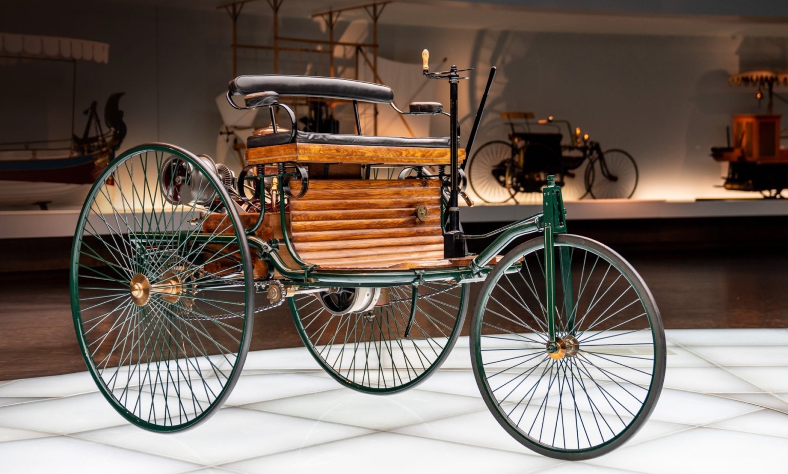 Three-Wheeled Cars Throughout History - Monochrome Watches