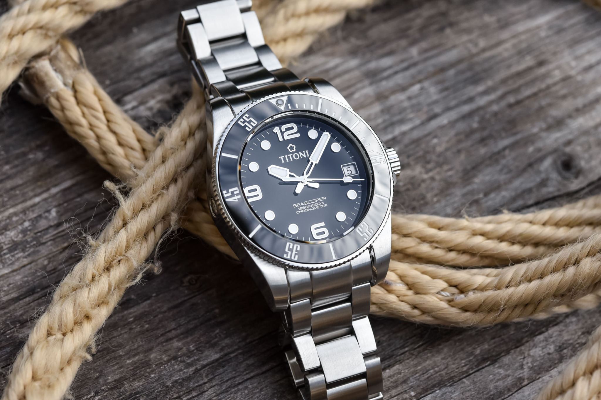 Hands-On - Titoni Seascoper 300 Chronometer Dive Watch (Price)