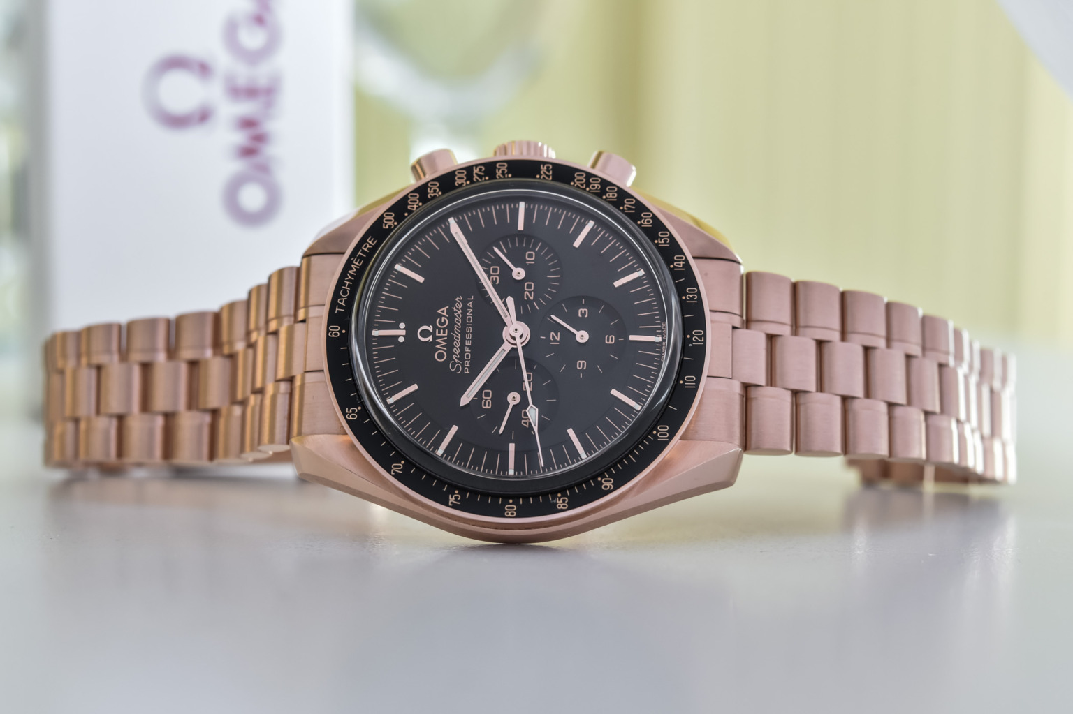 2021 Omega Speedmaster Moonwatch Professional Sedna Gold Hands-On