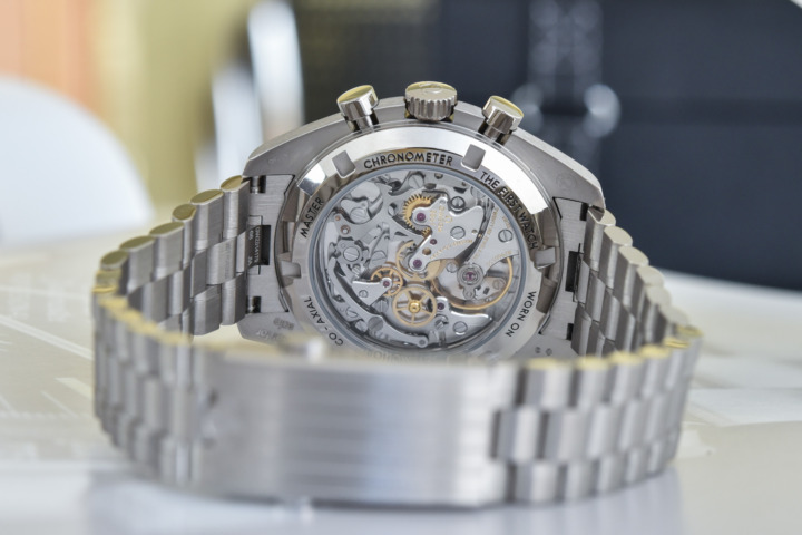 Omega Speedmaster Moonwatch Professional Canopus Gold Hands-On