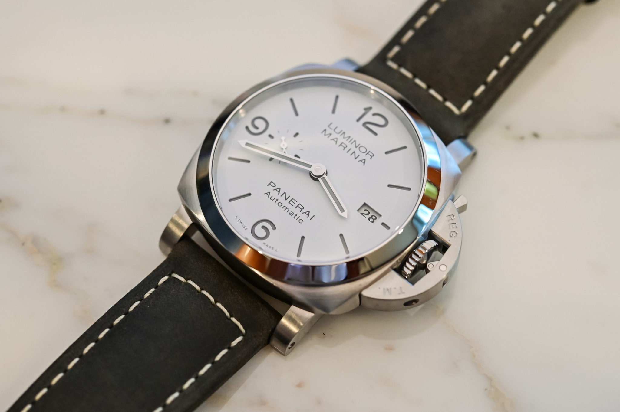 Panerai Luminor Marina 44mm White Sandwich PAM01314 Hands-On
