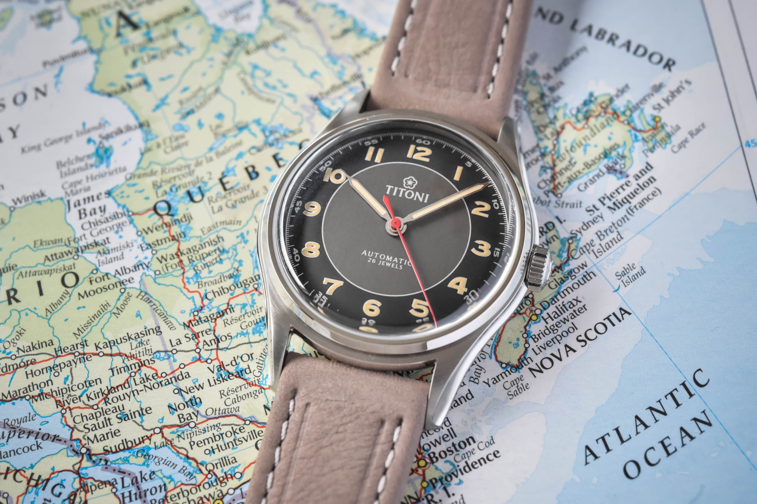 Titoni Heritage 83019 - Hands-On Review (Specs & Price)