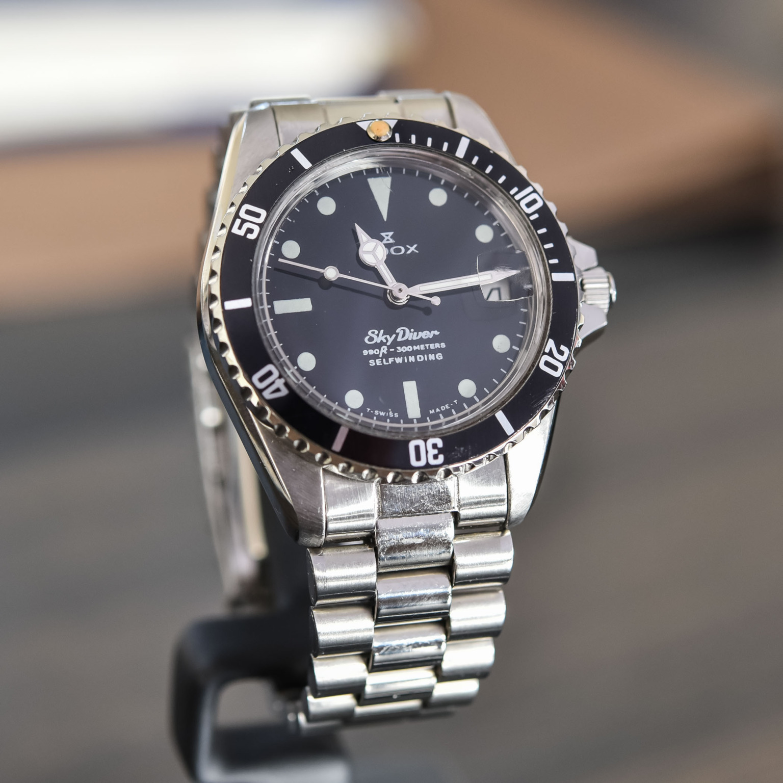 Edox SkyDiver Neptunian Deep Dive Watch Review (Specs & Price)