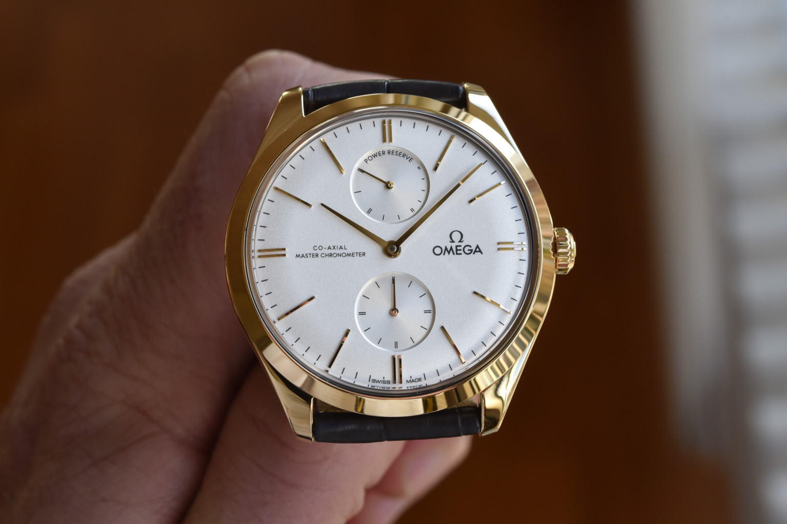 Hands-On - The New Omega De Ville Trésor Power Reserve (Price)