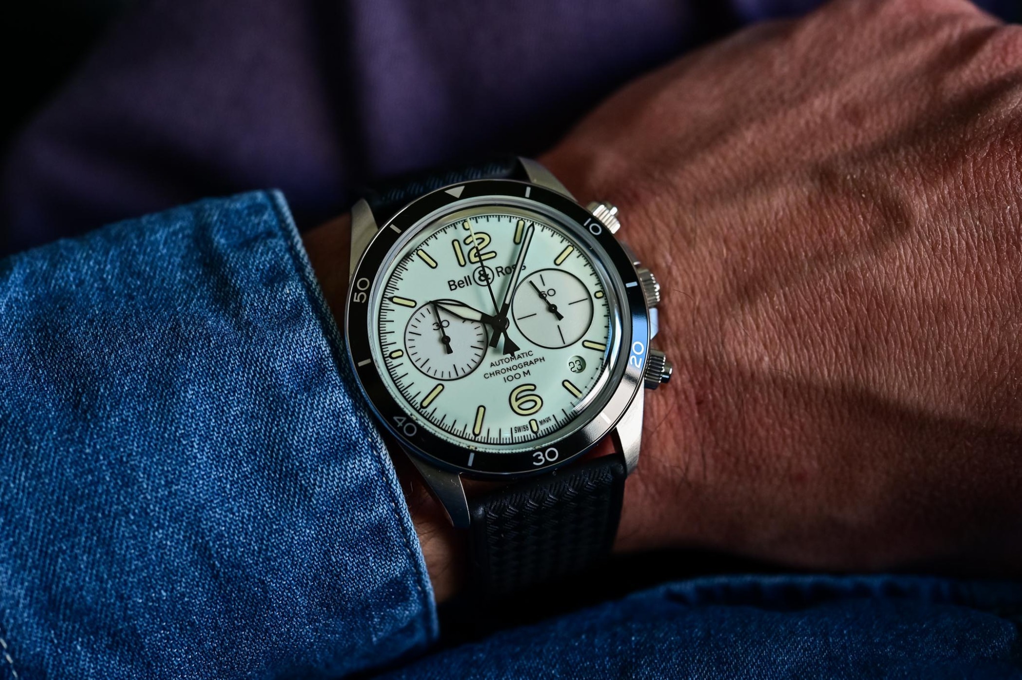 Bell & Ross BR V2-94 FULL LUM - Hands-On, Specs & Price