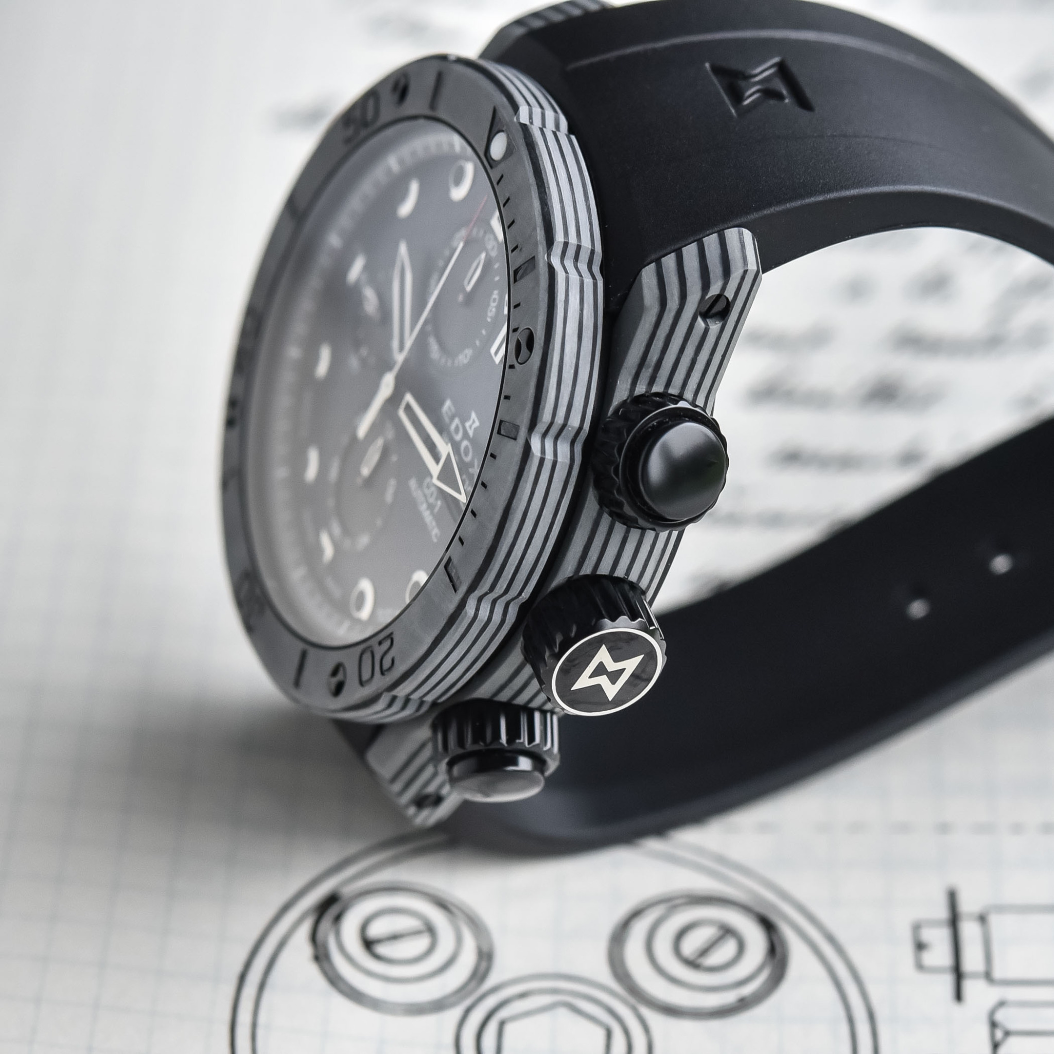 Hands-On - Edox CO-1 Carbon Chronograph Automatic (Price)