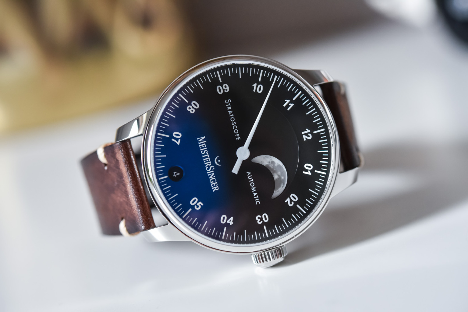 Hands-On Review of The New MeisterSinger Stratoscope (Specs & Price)