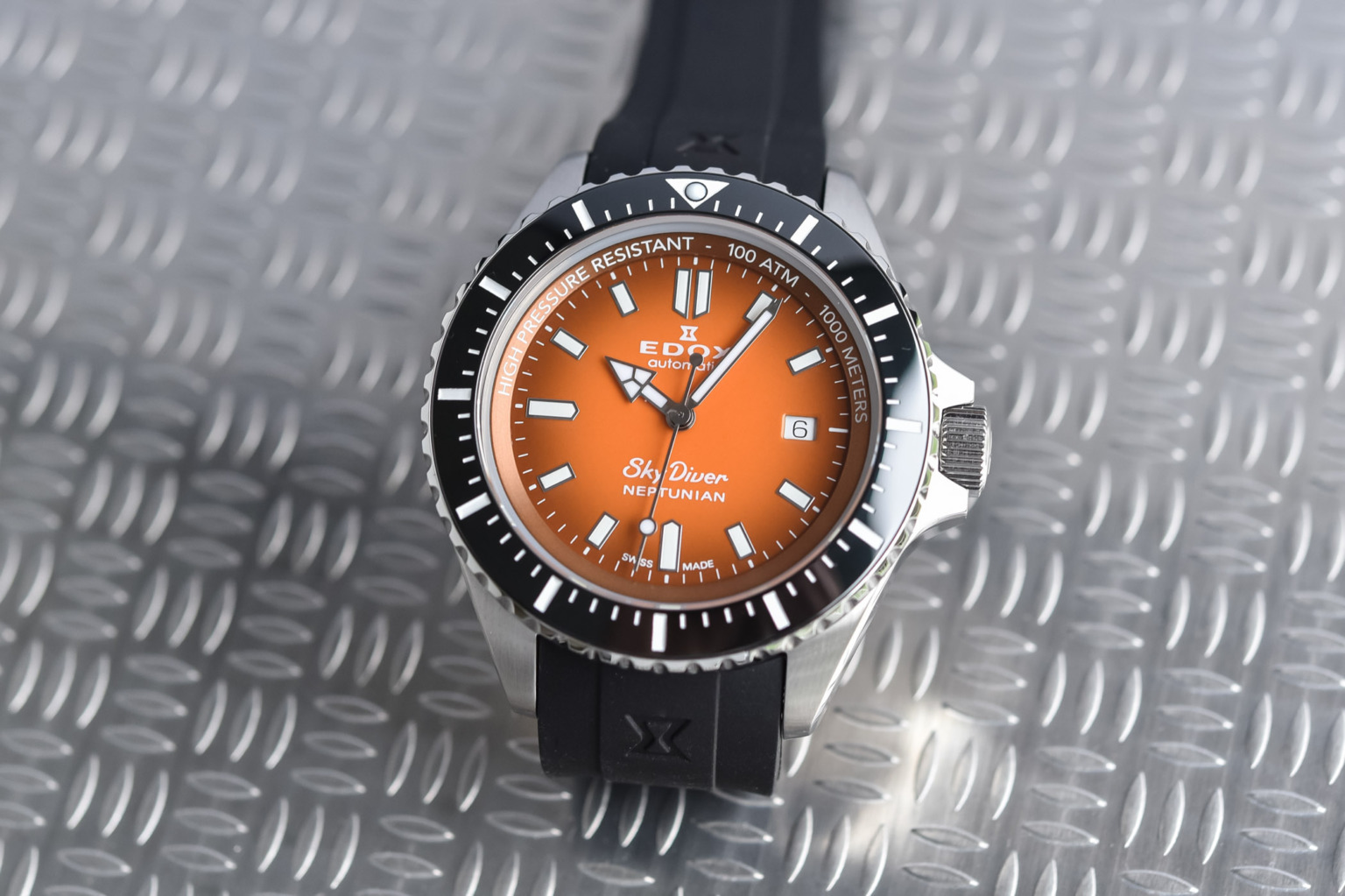 Hands-On - New Edox SkyDiver Neptunian Orange Dial (Specs & Price)
