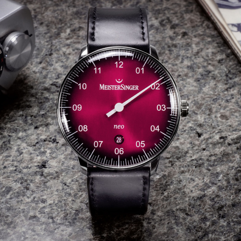 News - Meistersinger Neo 36 and Neo 40 Bordeaux Dégradé (Price)