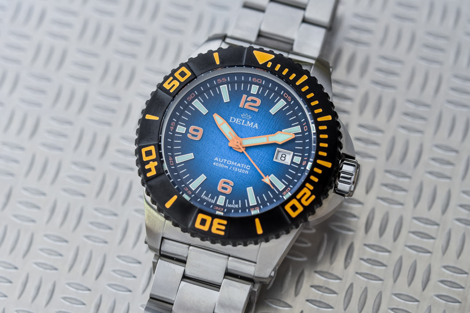 Delma Blue Shark III Azores - Dive Watch Hands-On (Specs & Price)
