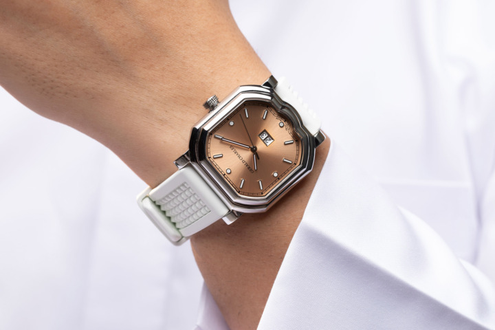 Introducing - Gerald Charles GC Sport Titanium (Hands-On, Price)