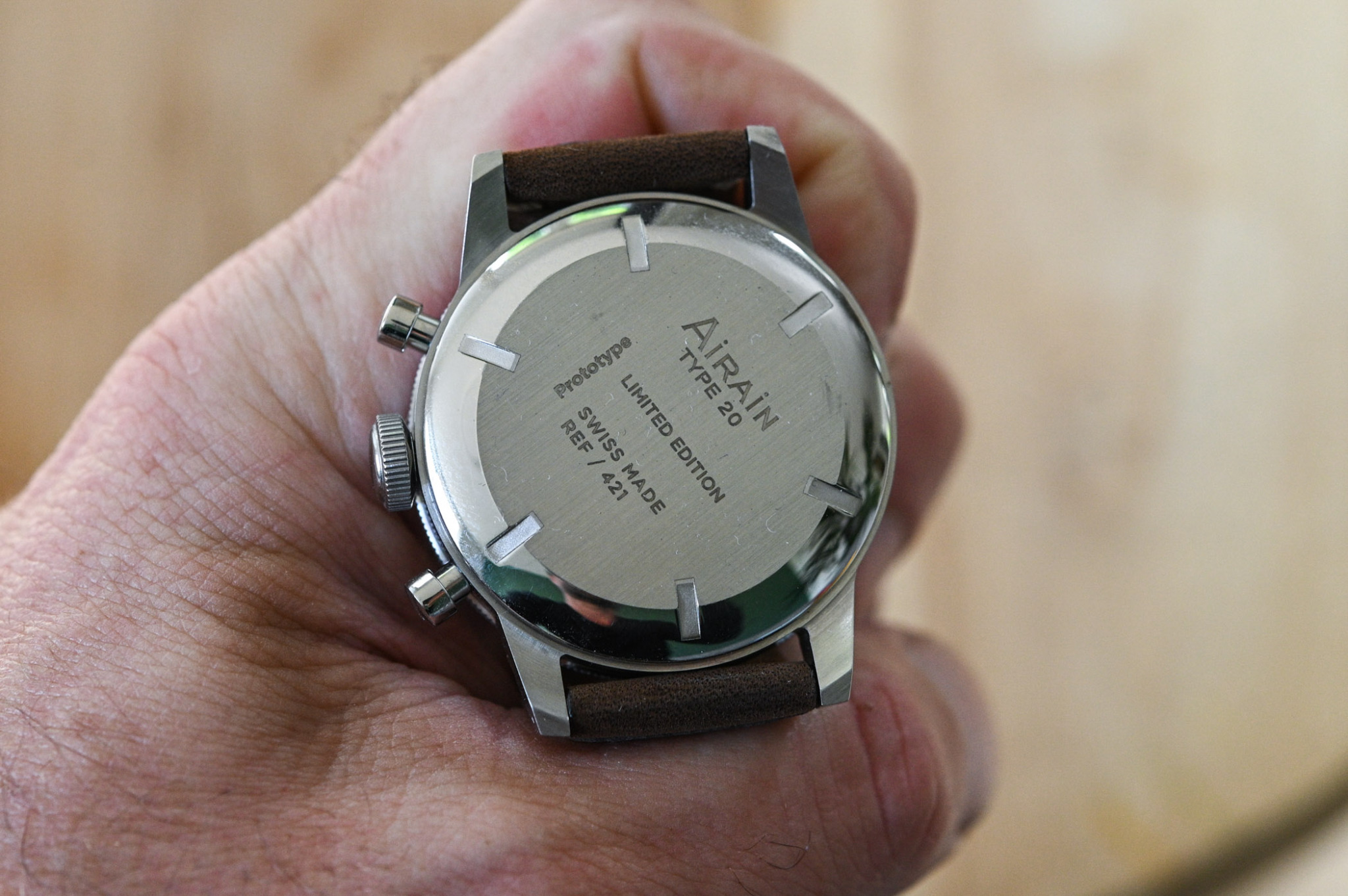 Airain Type 20 Re-Edition Brown Limited Edition - Hands-On, Price