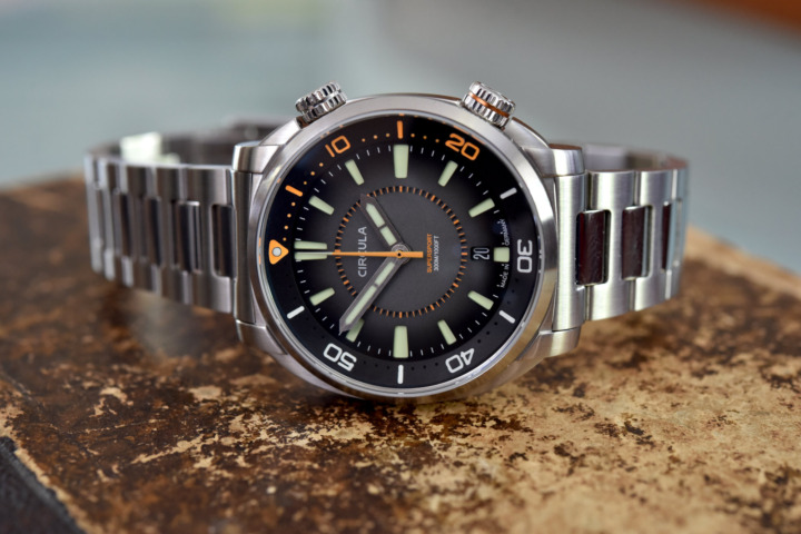 Buying Guide - Discovering some of the finest Compressor dive watches.