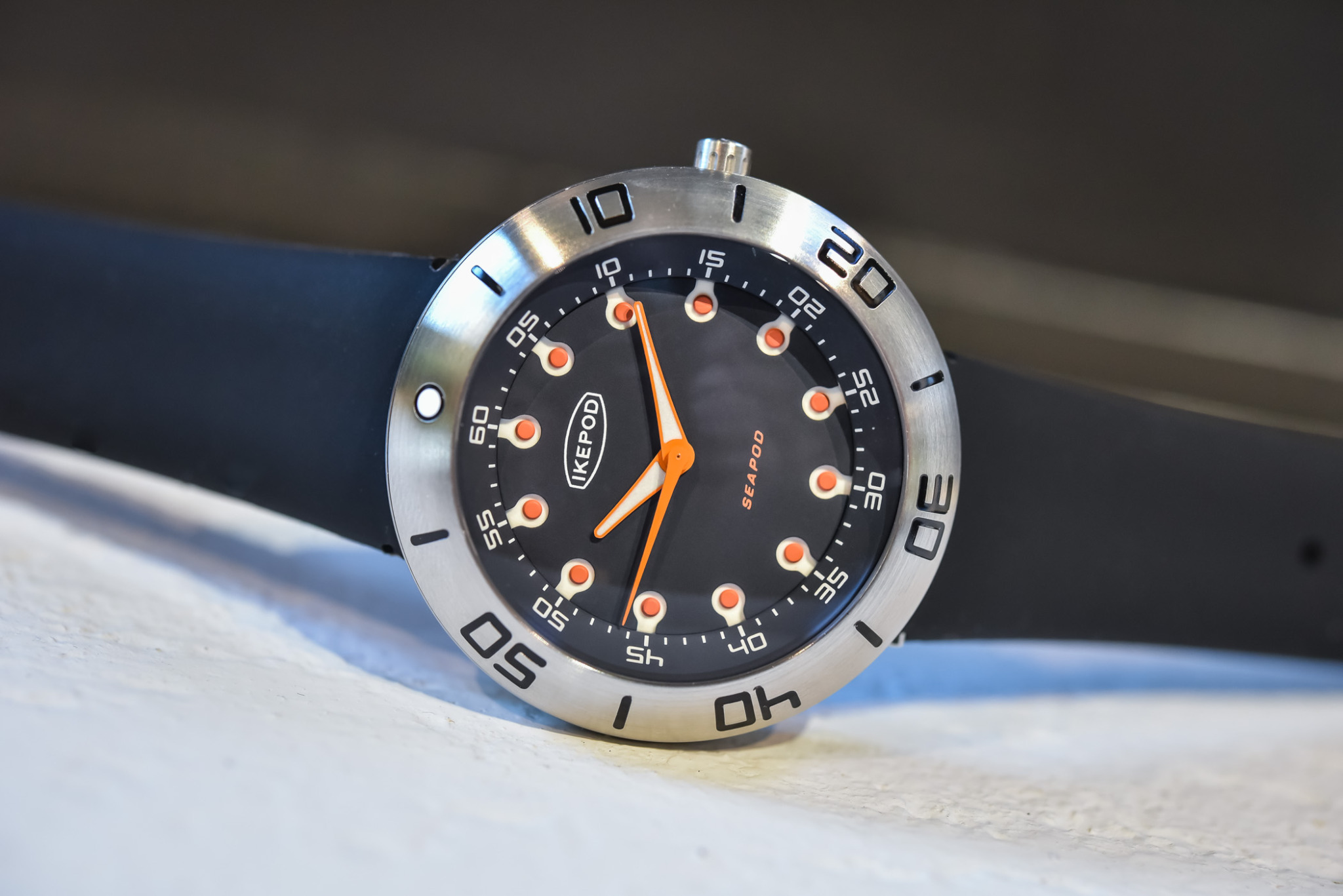 Ikepod Seapod Collection Dive Watch - Hands-On Review, Price