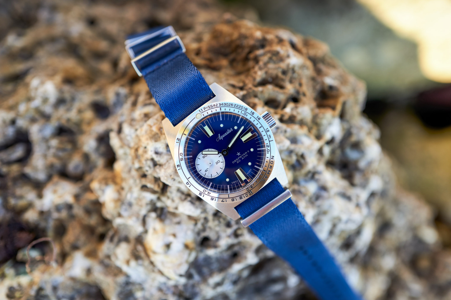 Diving with the New Aquastar Deepstar II - Review, Specs & Price