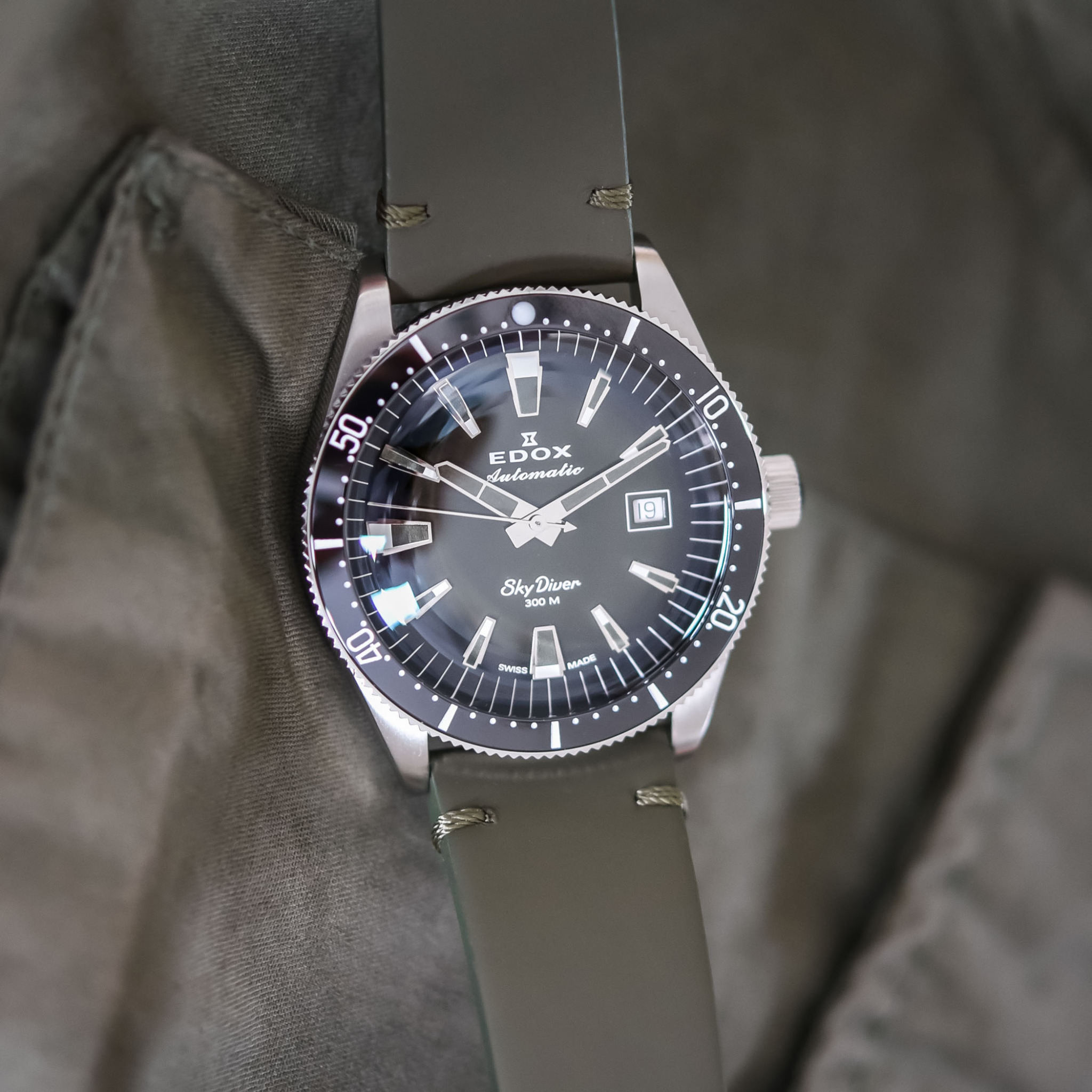 Edox SkyDiver Limited Edition 2021 - Hands-On, Specs & Price