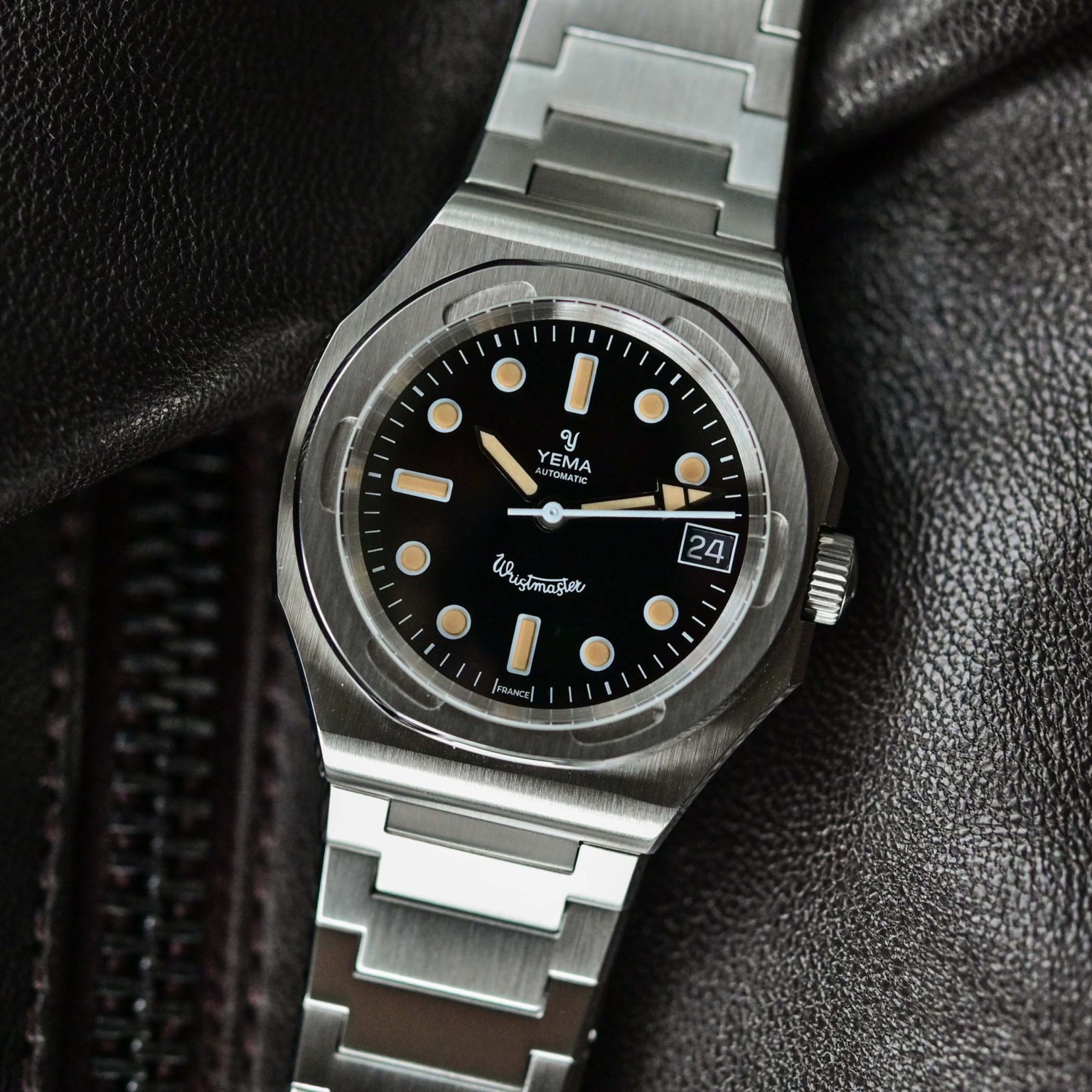 Hands-On - Yema Wristmaster Adventurer & Traveller Soon on Kickstarter