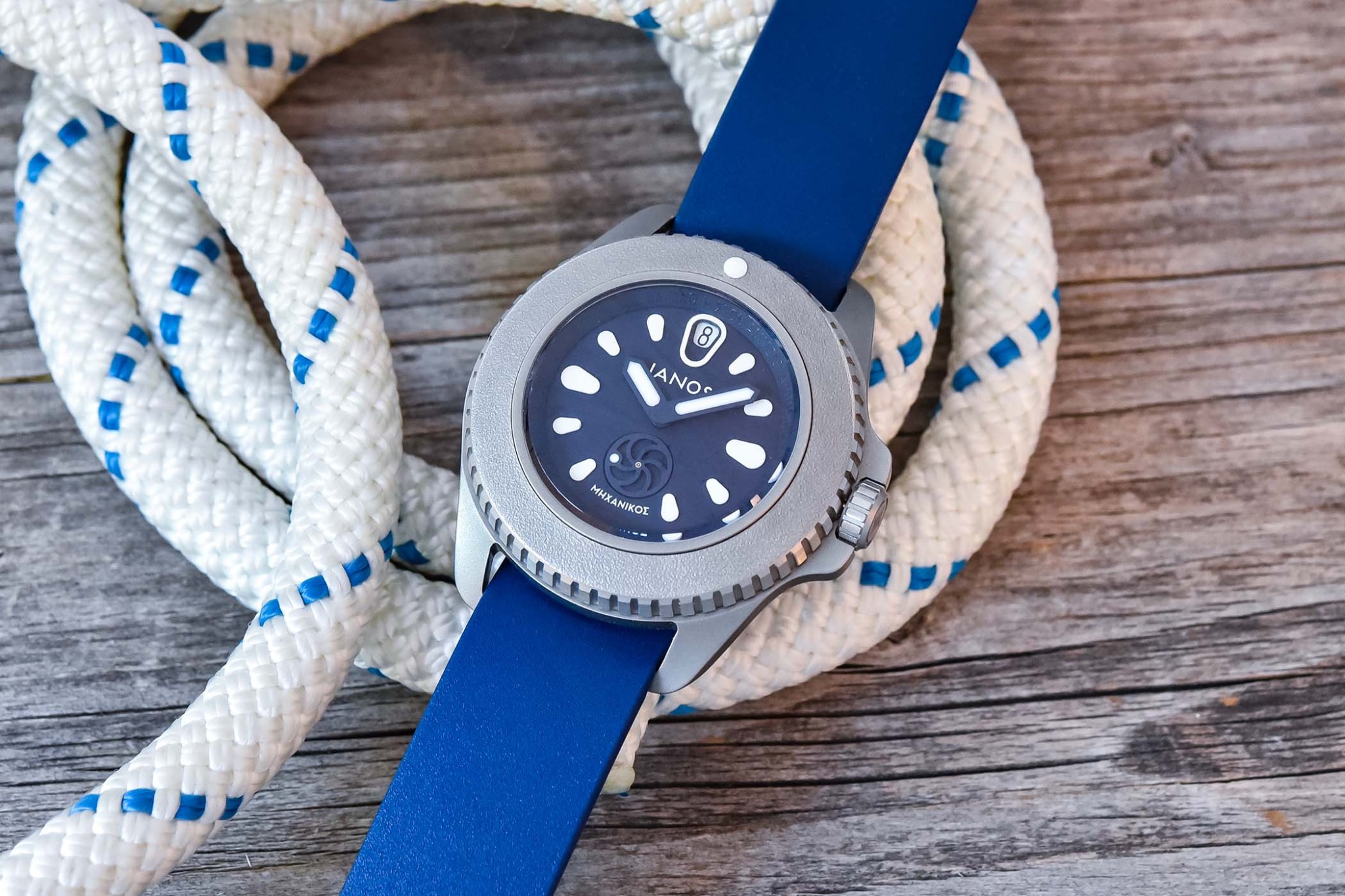 Introducing - The Ianos Mihanikos Dive Watch (Live Pics & Price)