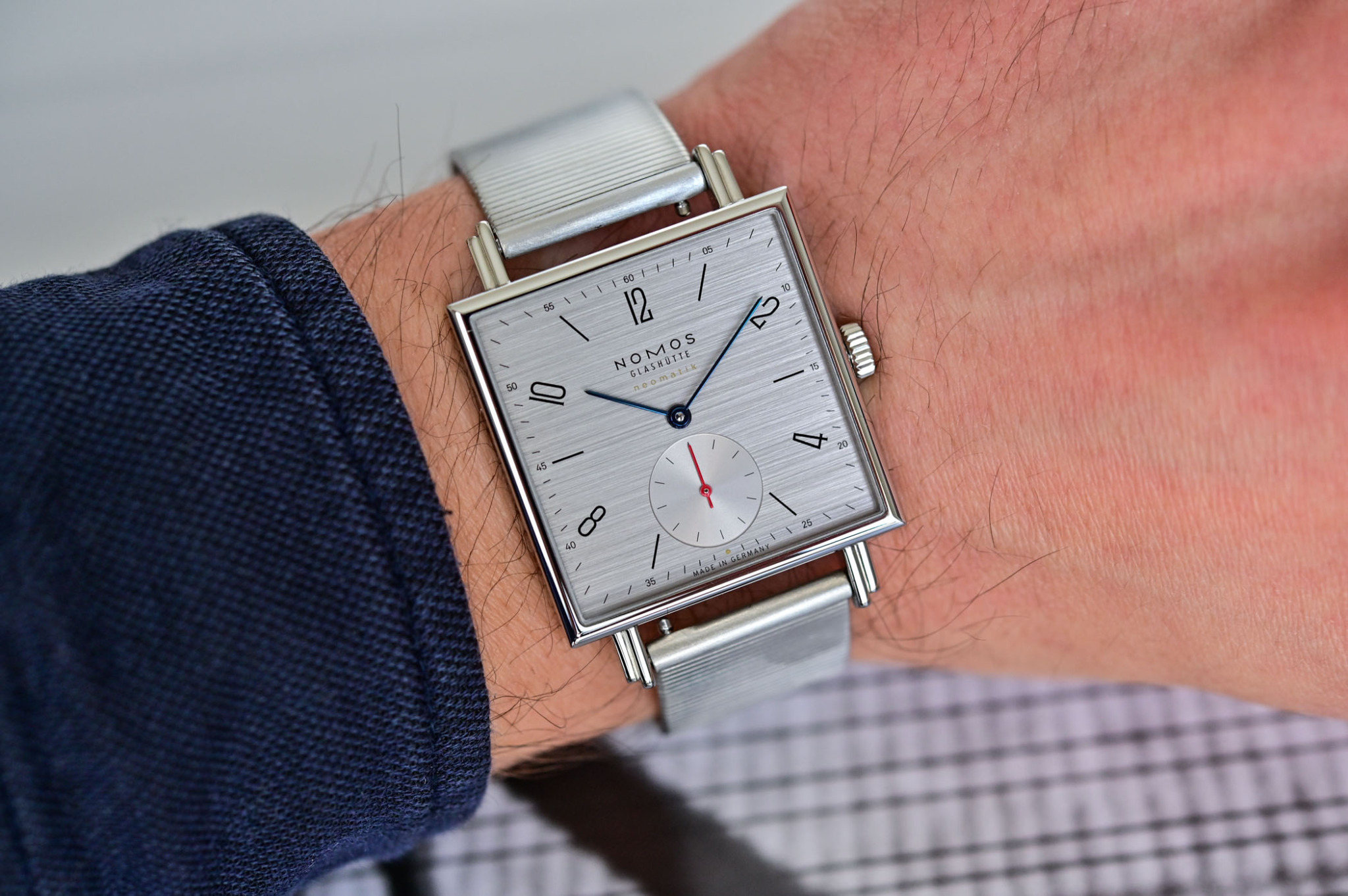 Hands-On - NOMOS Orion and Tetra Neomatik Silvercut