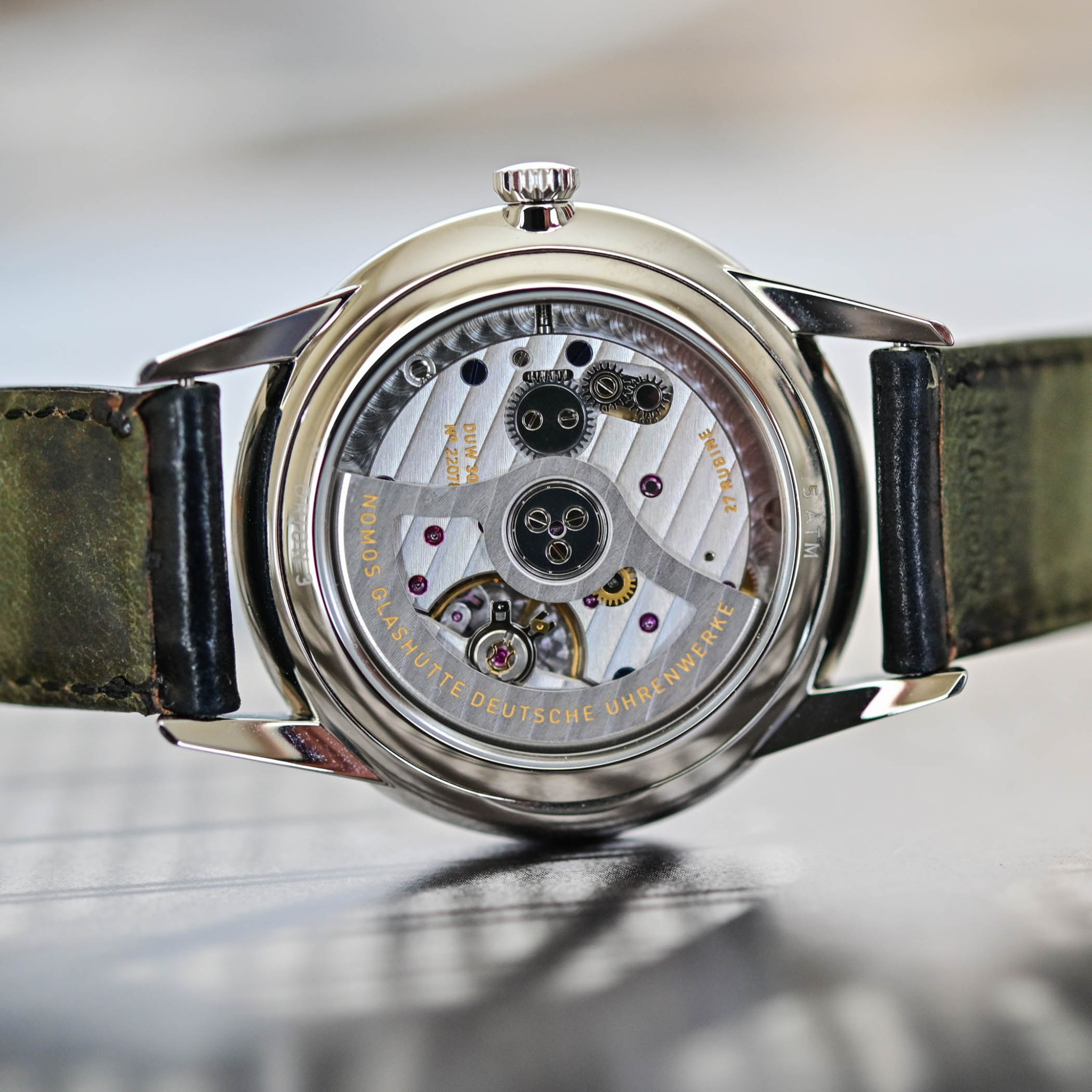 Hands-On - NOMOS Orion and Tetra Neomatik Silvercut