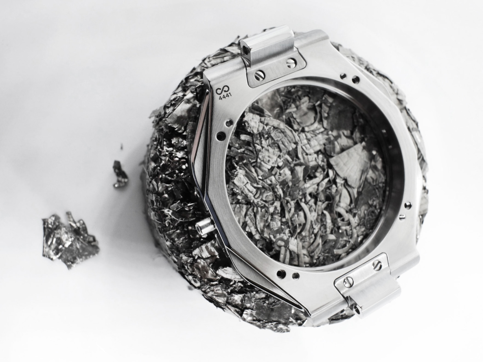 Editorial - Vegan Straps & Eco-Friendly Recycled Materials in Watchmaking