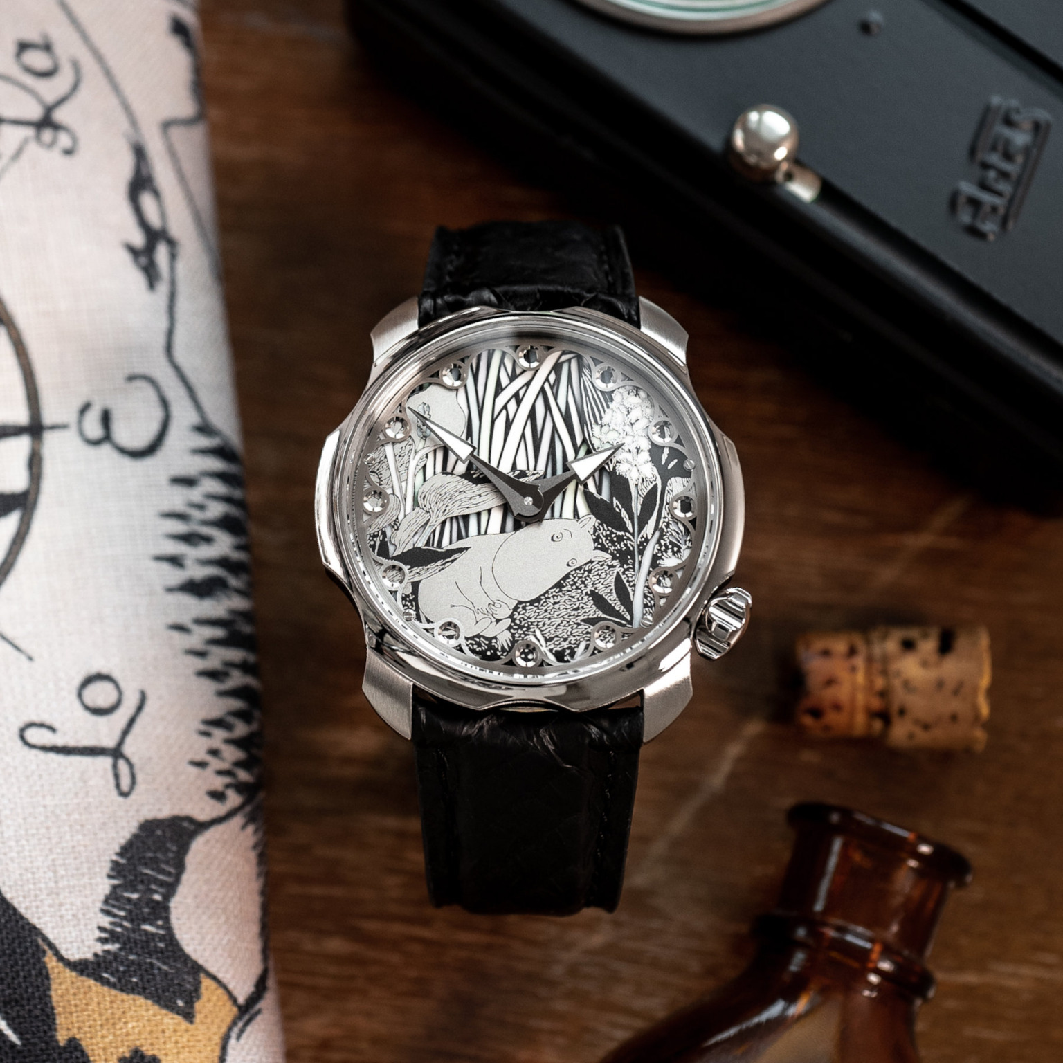 Moomintroll finds its way into the Sarpaneva x Moomin limited editions