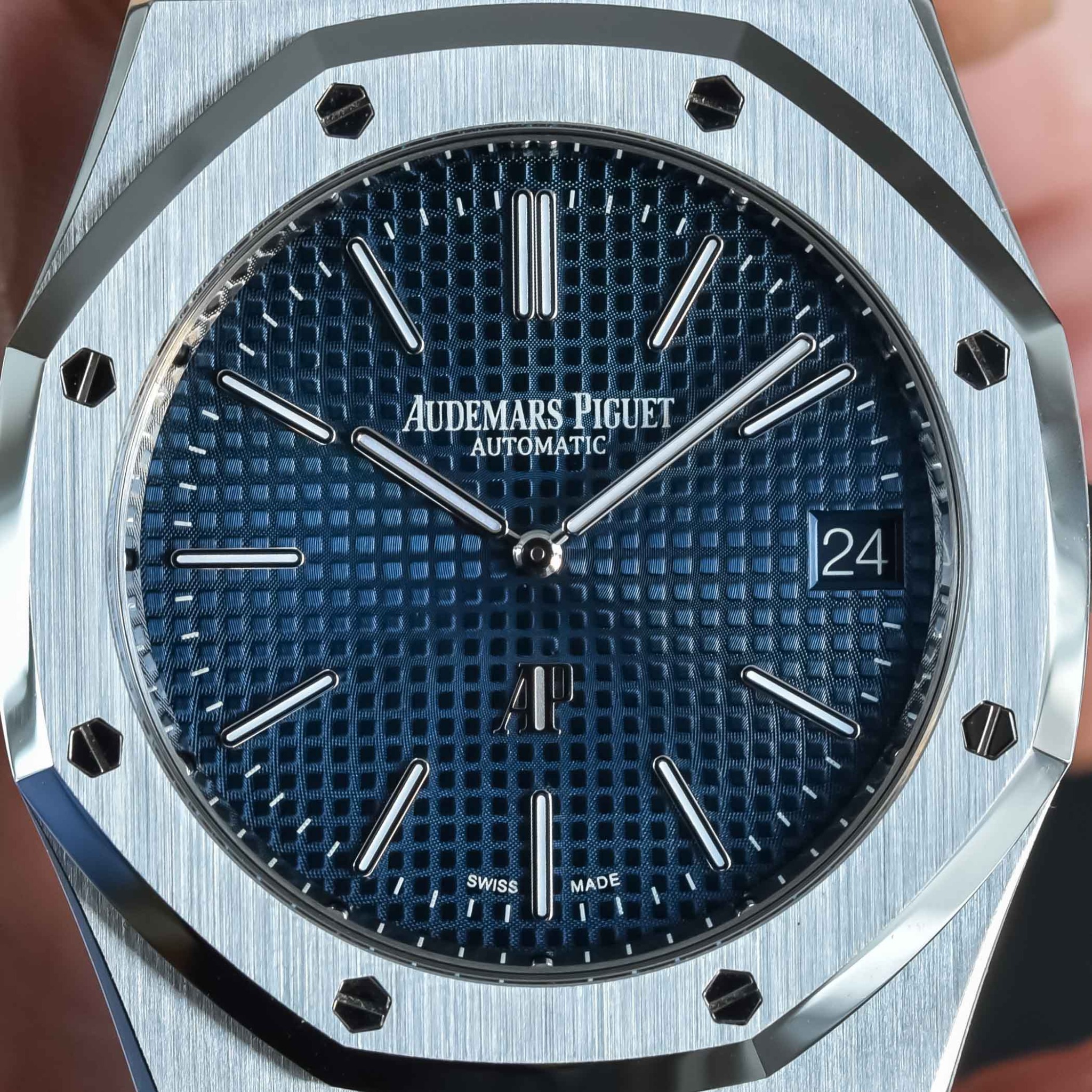 Technical Perspective: Understanding The Art of Guilloché Dials