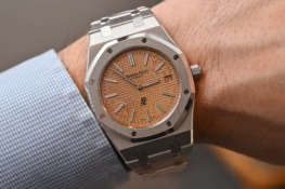 Buying Guide - Our Top 5 Versions of the Audemars Piguet Royal Oak ...