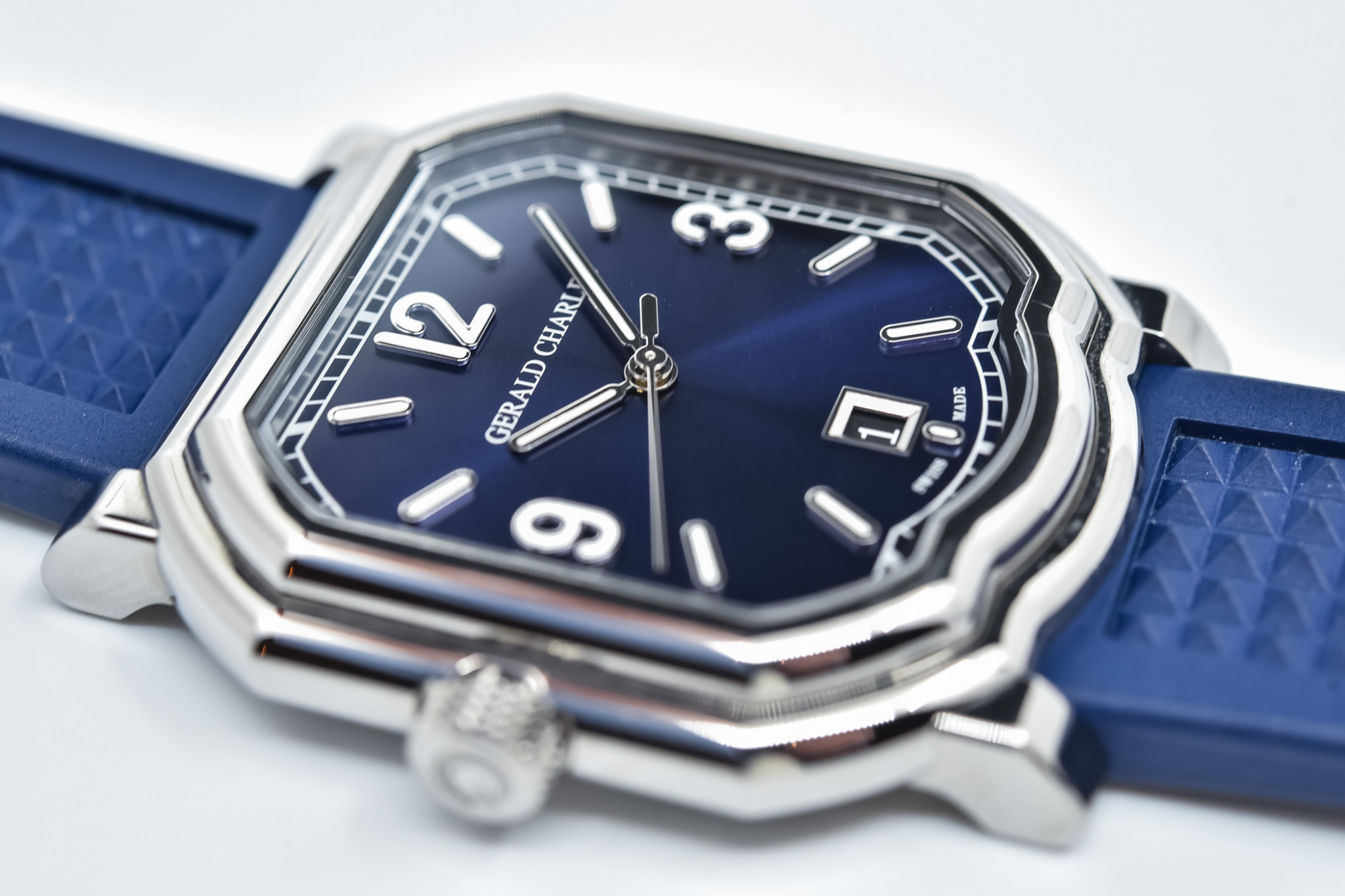 Introducing - Gerald Charles GC Sport Titanium (Hands-On, Price)