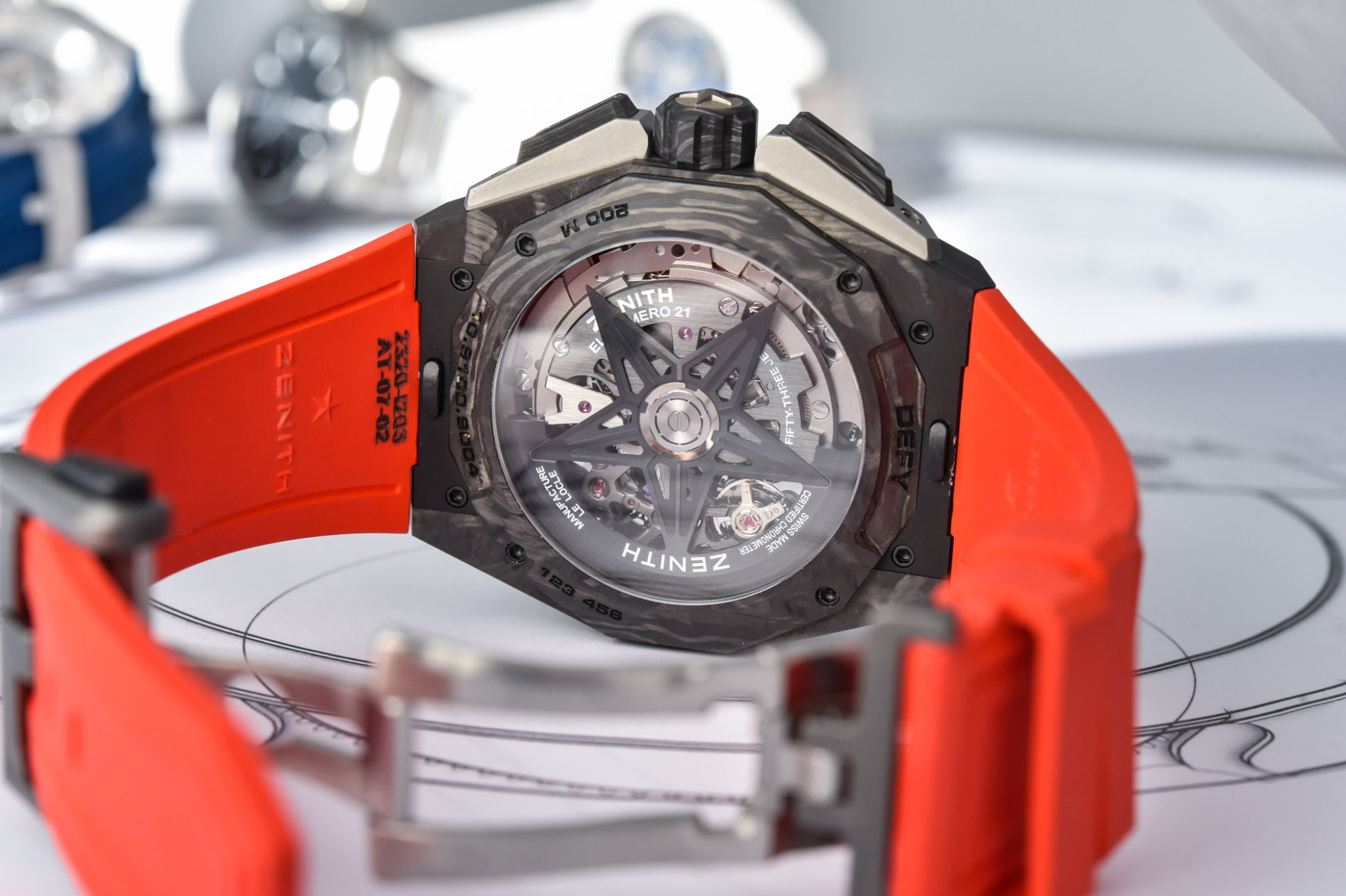 Hands-On - 2022 Zenith Defy Extreme Carbon Fibre (Specs & Price)