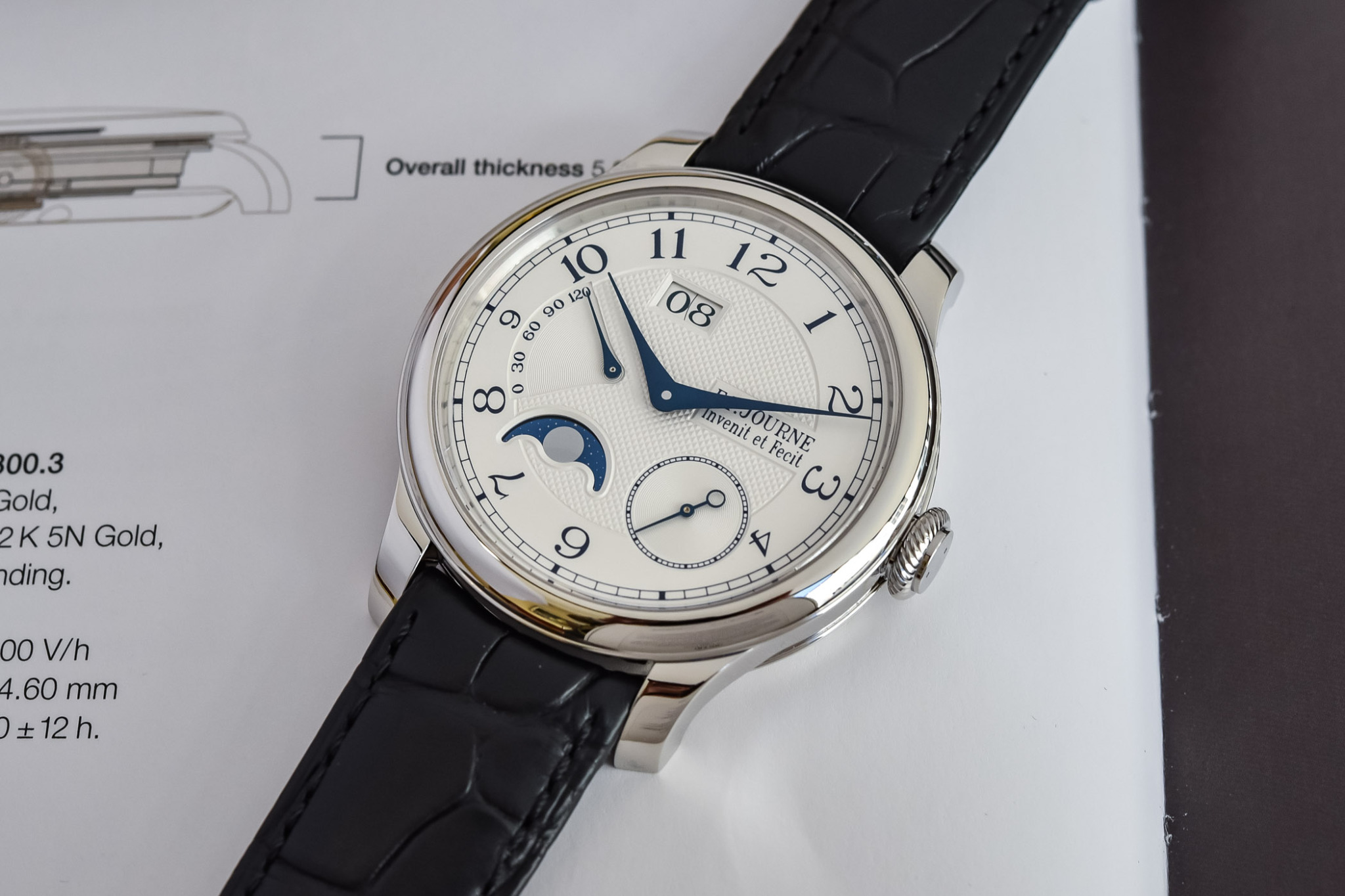 Review - The Superbly Elegant F.P. Journe Automatique Lune