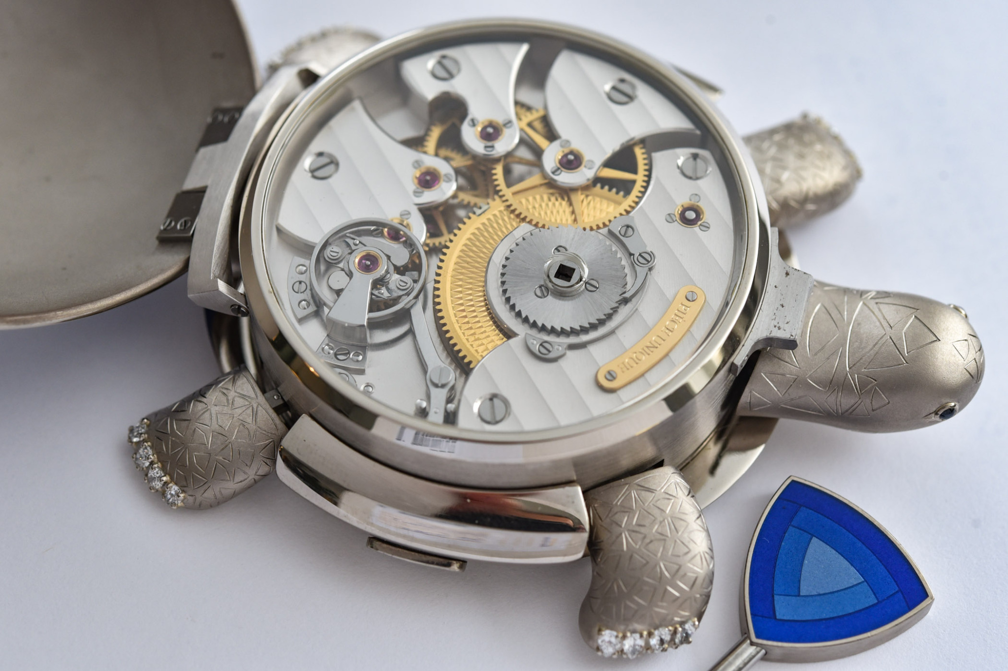 Review - The Raul Pages Regulateur a Detente RP1 and Its Escapement