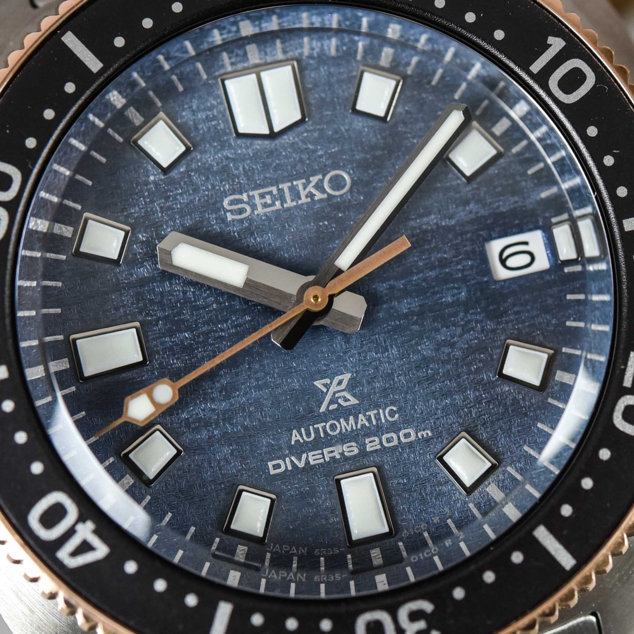 Hands-On - Seiko Prospex Mystic Lagoon Captain Willard SPB288J1