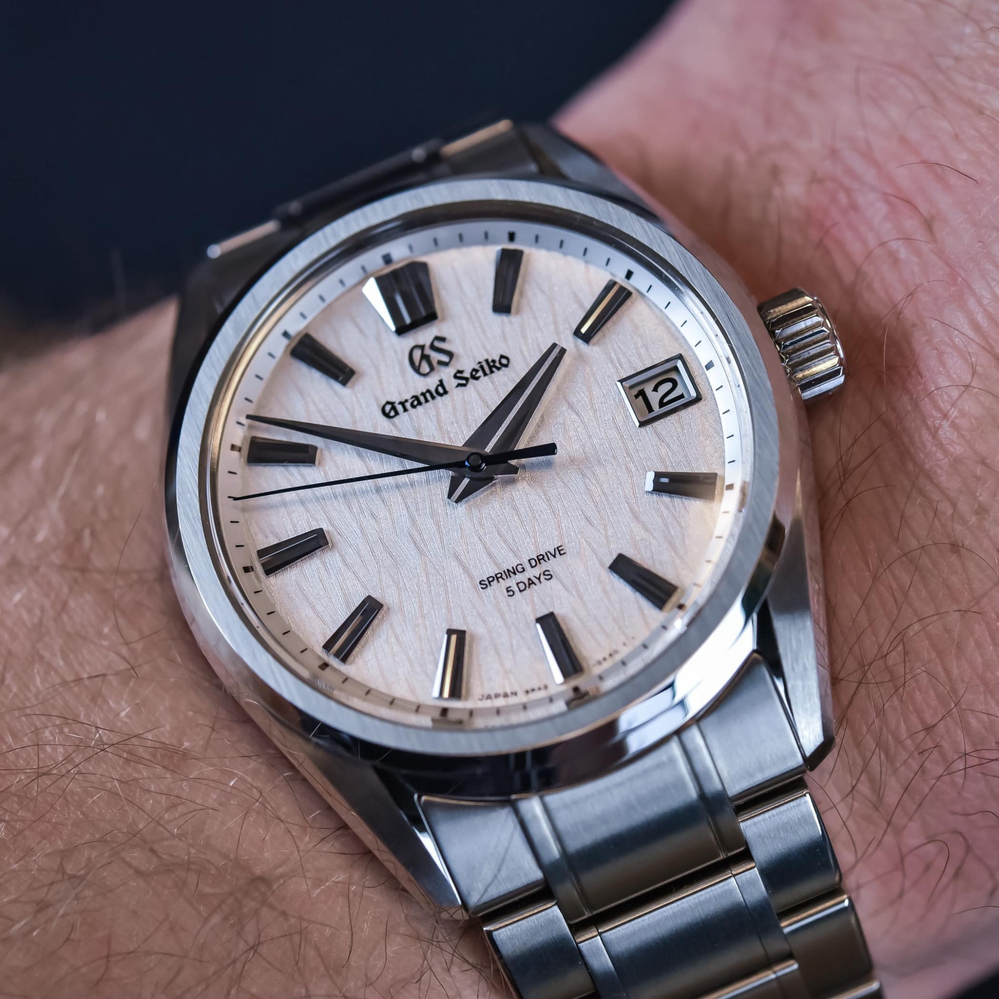 Grand Seiko White Birch Spring Drive SLGA009 Calibre 9RA2 - Review
