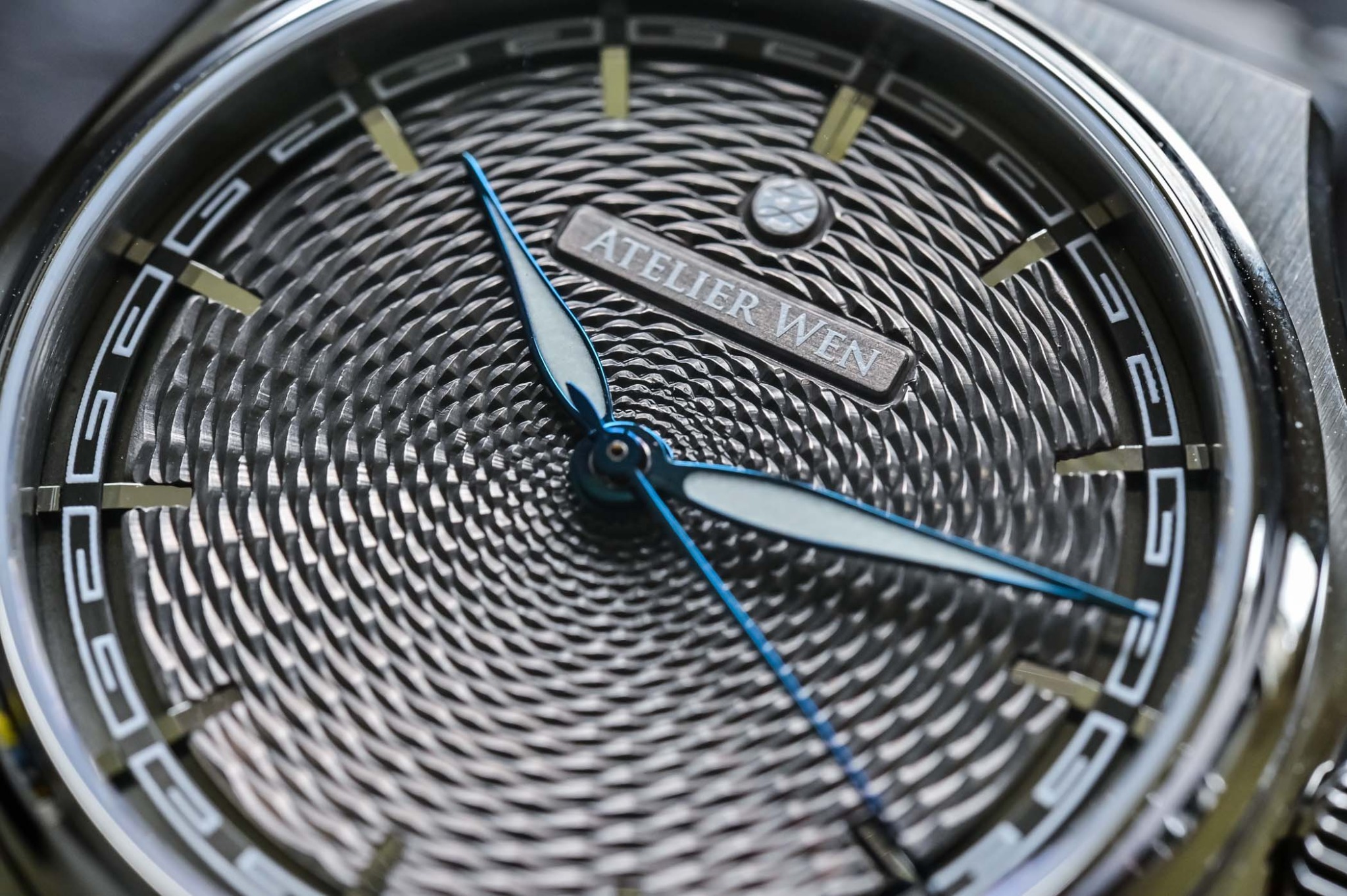 Hands-On Review - The Atelier Wen Perception Steel Sports Watch (Price)