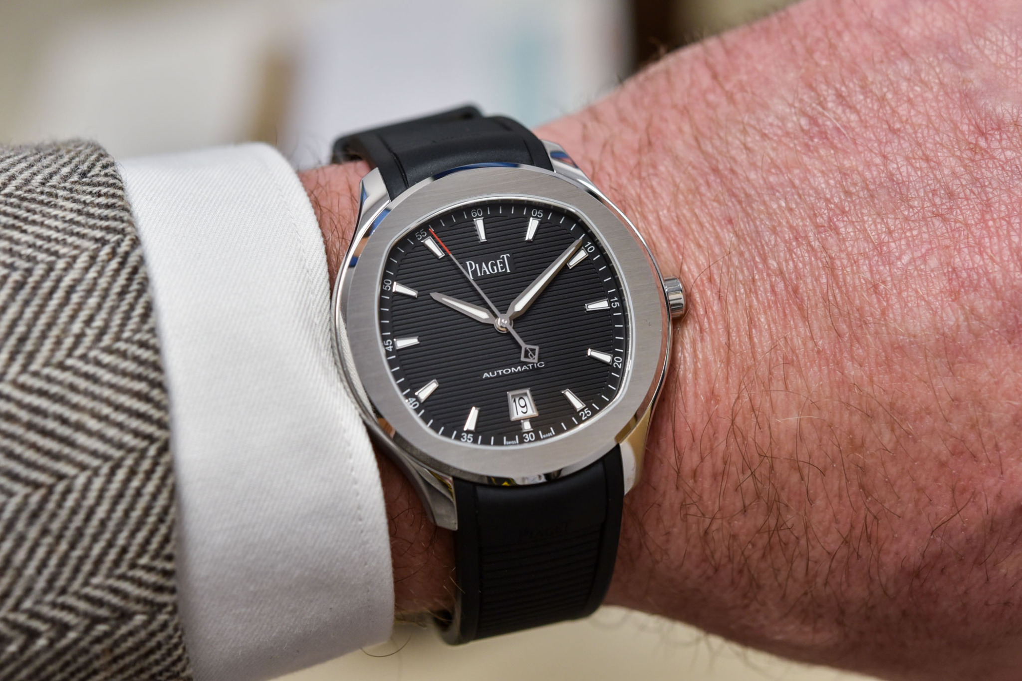 The new Piaget Polo Date Black Automatic 42 - Hands-on, Specs & Price