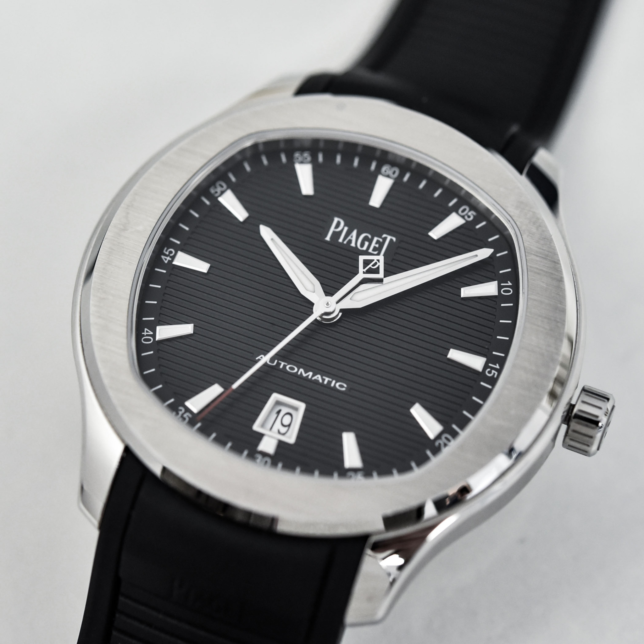 The new Piaget Polo Date Black Automatic 42 - Hands-on, Specs & Price