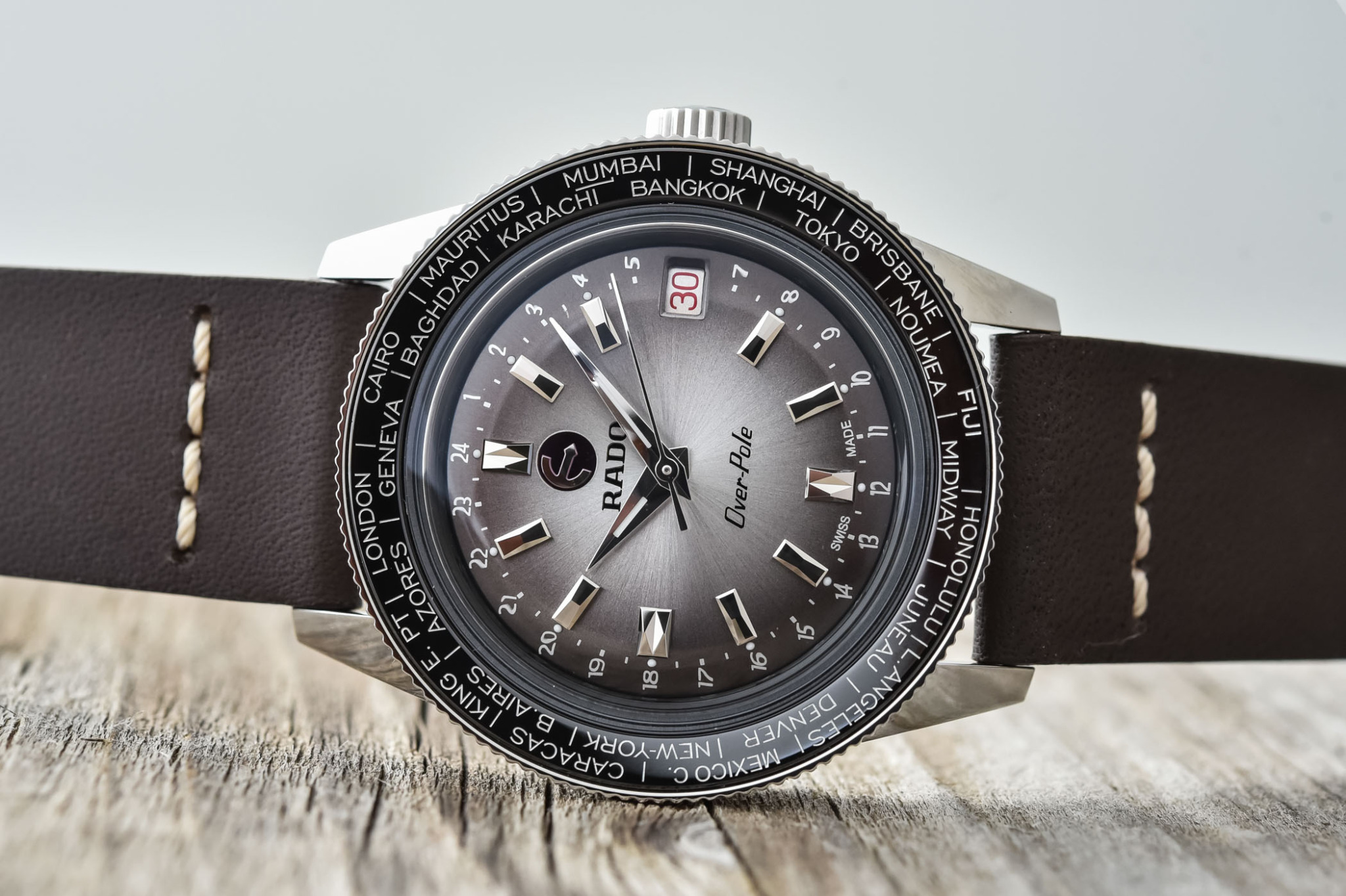 Rado Captain Cook Over-Pole Limited 37mm - Hands-On Review, Price