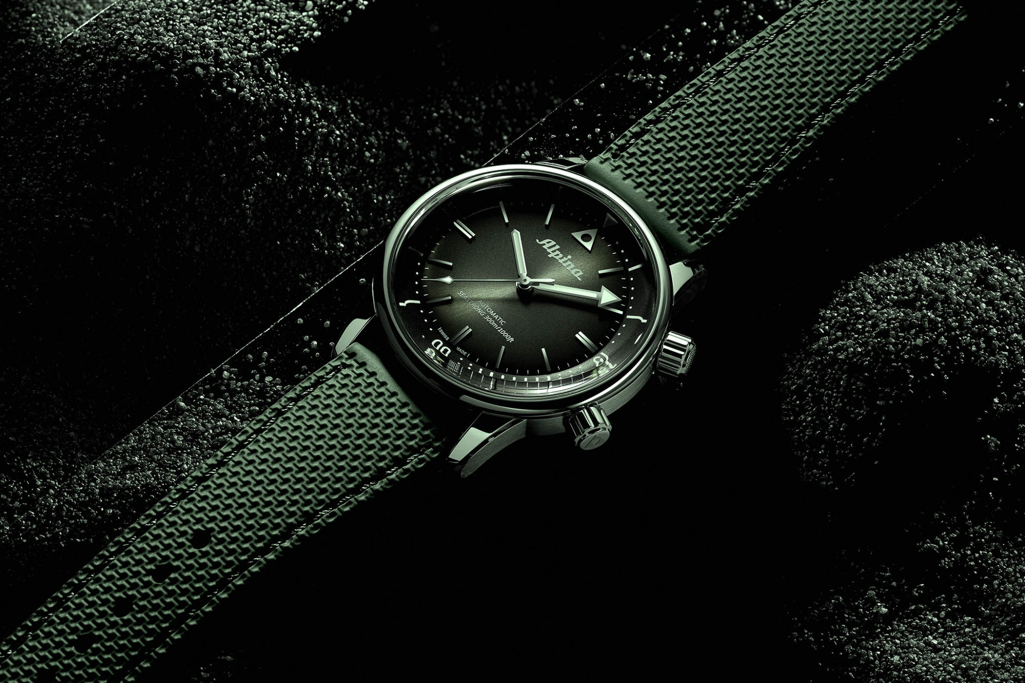 Introducing - Alpina Seastrong Diver 300 Heritage Green Dial