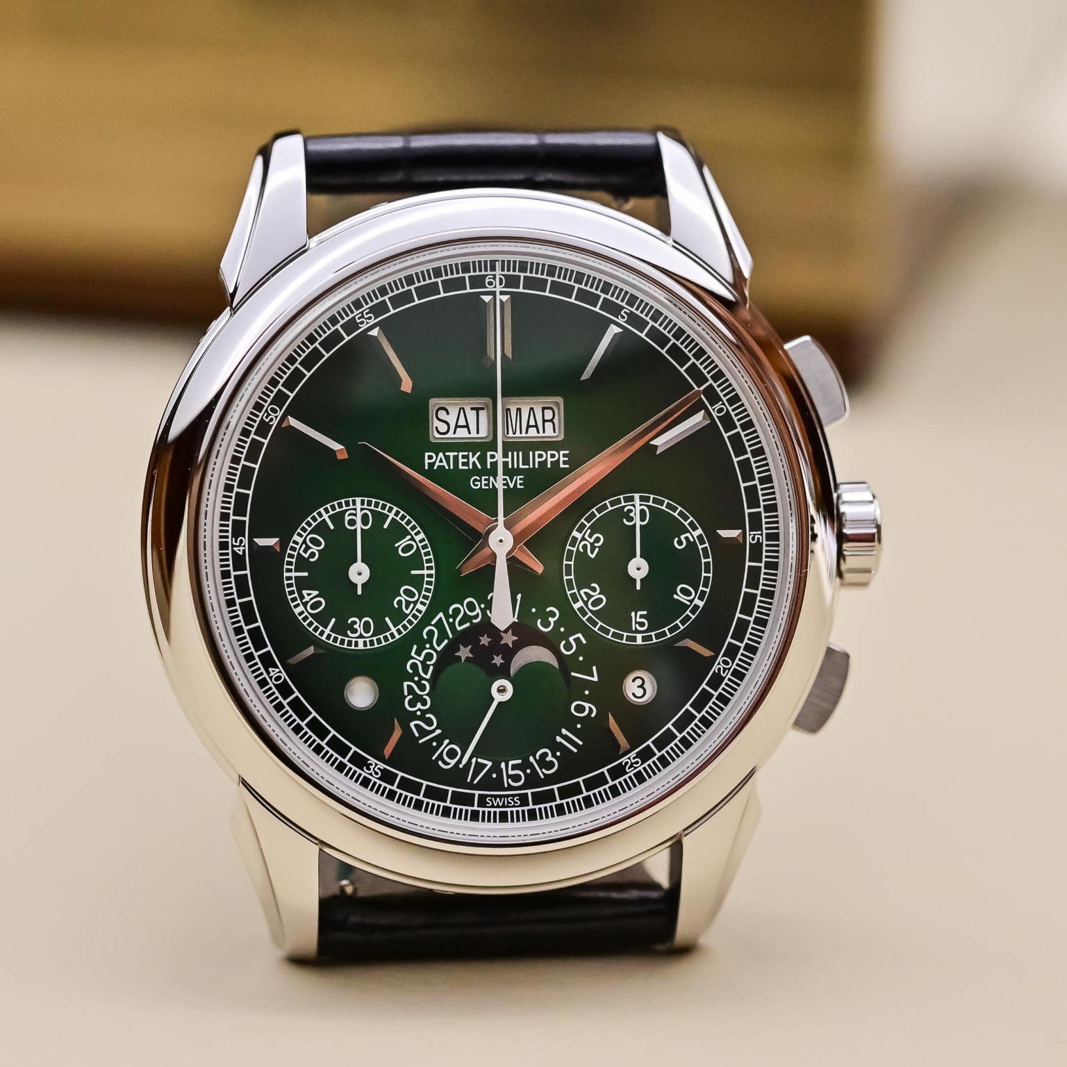 Hands-On Patek Philippe 5270P-014 Perpetual Chronograph Green Dial